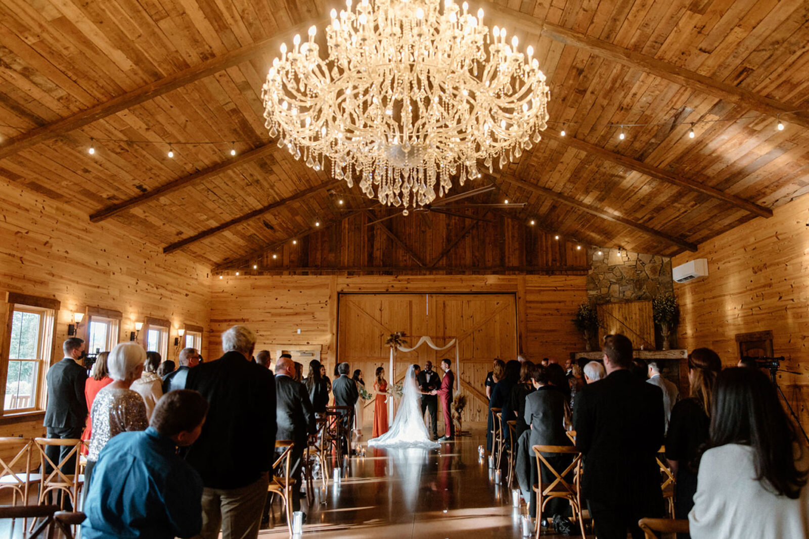 Top 30 Indoor Wedding Venues in Virginia for Your Dream Day - Pat Cori ...